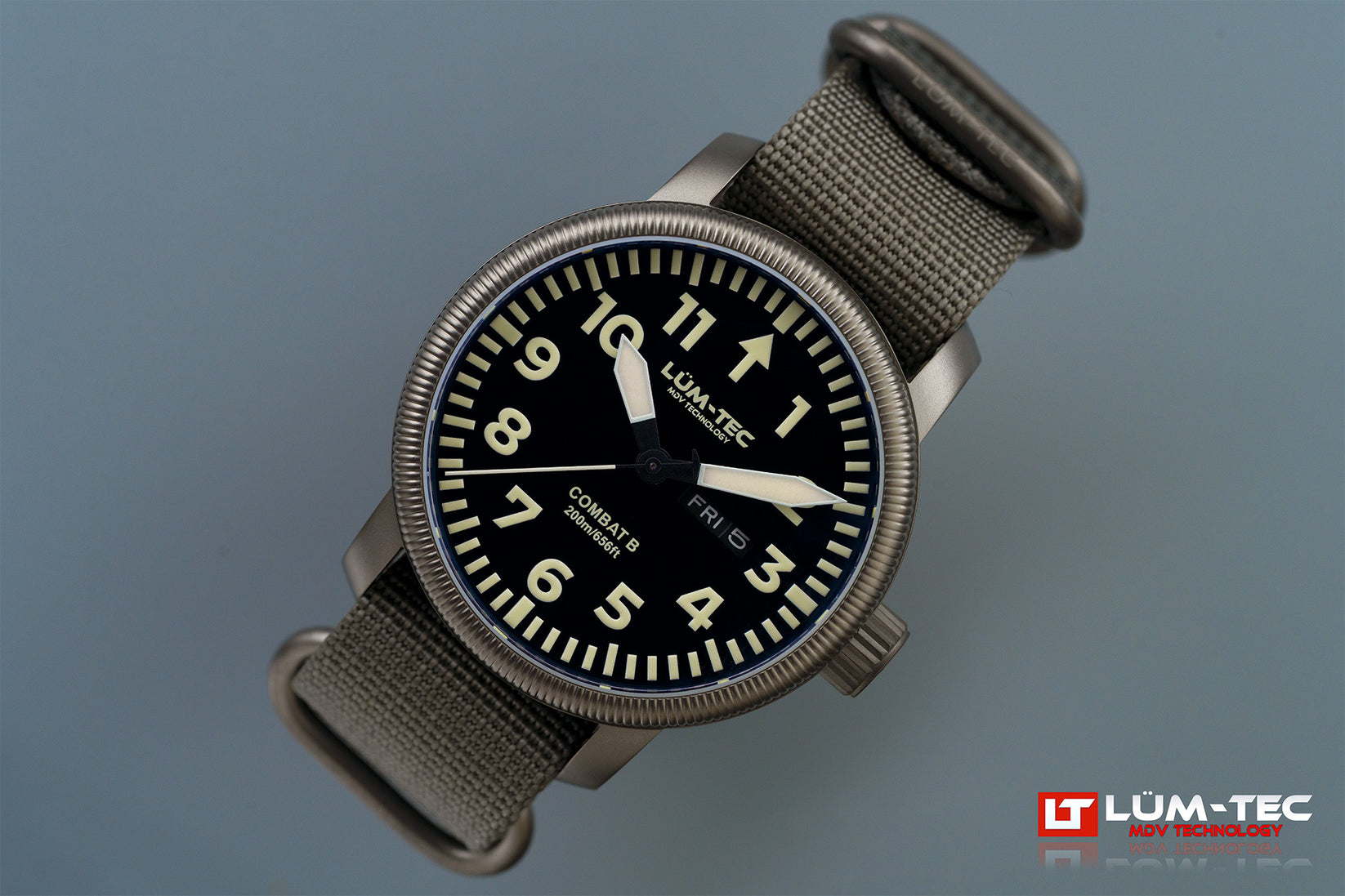 B66 Day Date – LÜM-TEC